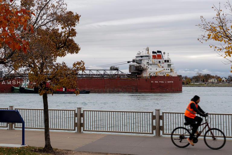 Part of Detroit Riverwalk closing through spring to install storm sewer