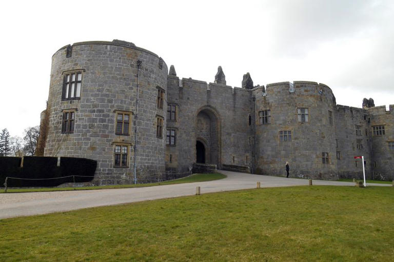 This 700-year-old castle comes alive at Christmas with decorations ...