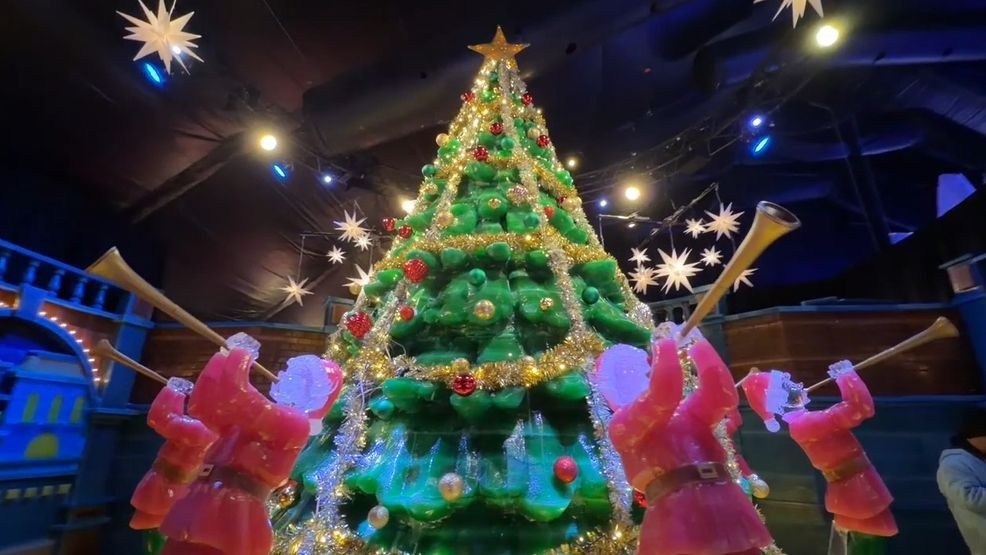 'The Polar Express' dazzles with 2 million pounds of ice at National Harbor