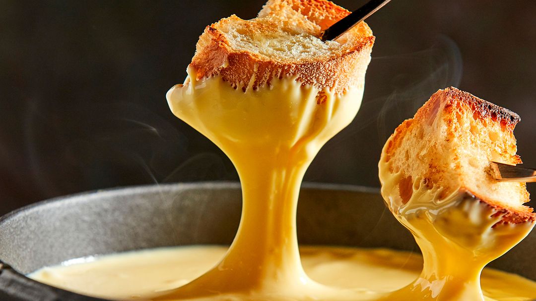 Exploring Raclette: A Culinary Delight