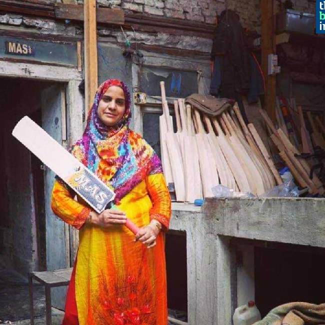 Not MS Dhoni, Virat Kohli, or Sachin Tendulkar: This cricketer's bat is ...