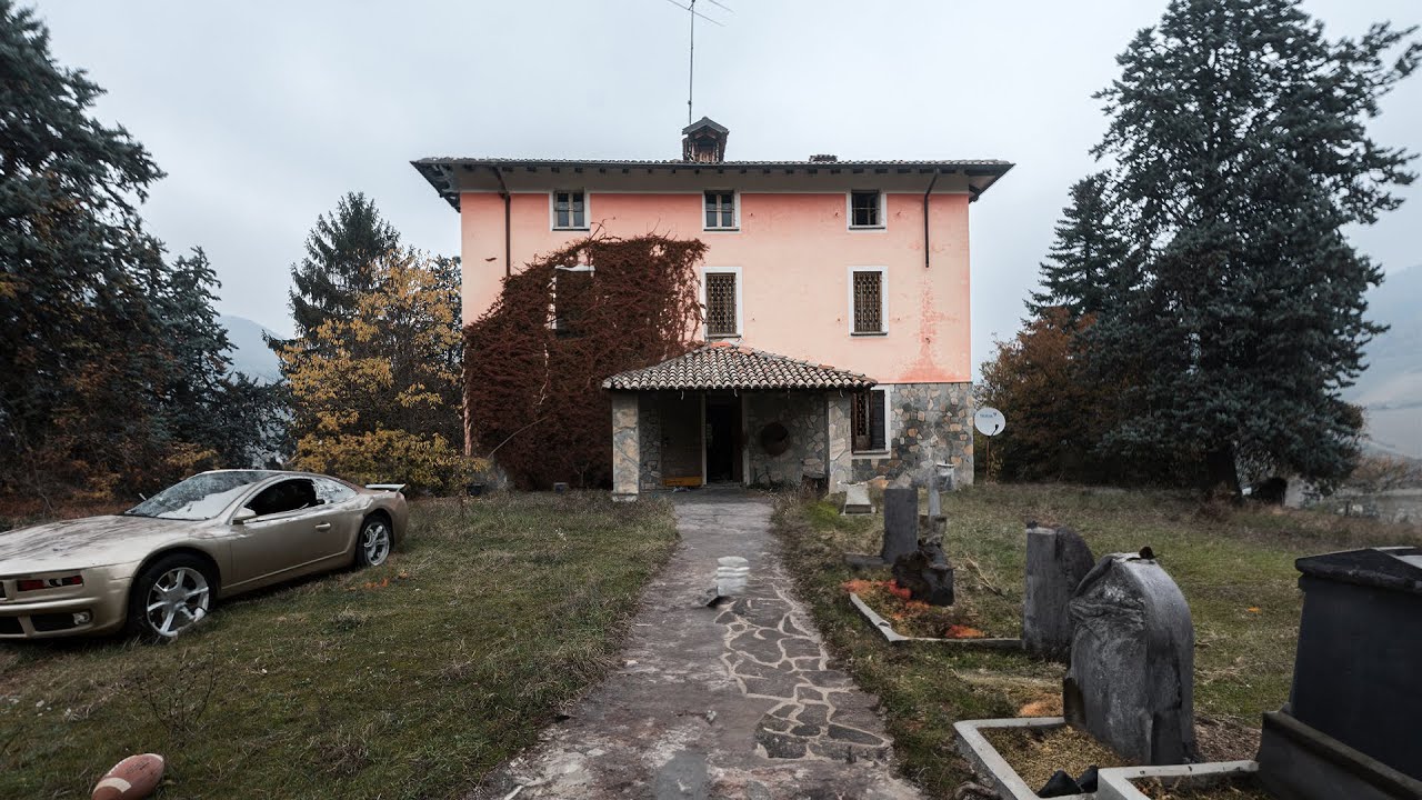 Abandoned Russo family mansion: The mysterious creepy home (The ...