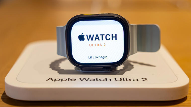 Apple Watch Redesign Reportedly Pushed Back To 2028 Or Beyond