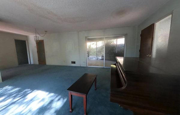 Budget Breakdown: With $312K, They Made a Worn-Down Midcentury "Feel ...