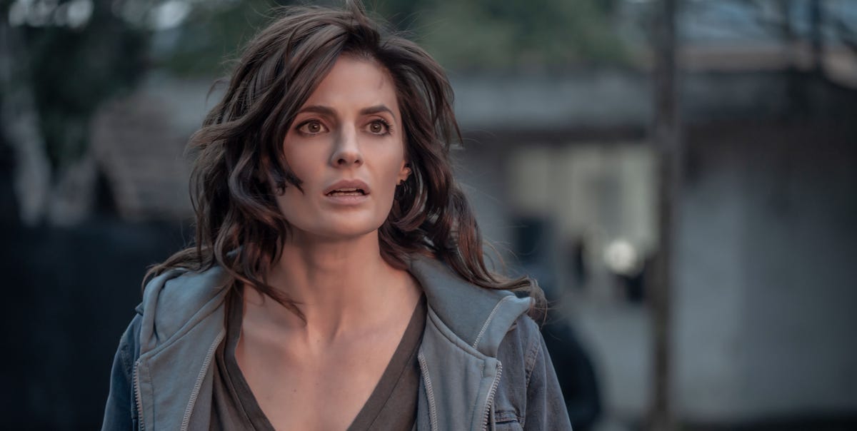 "Outstanding" mystery drama centred on FBI agent tracking a killer is ...