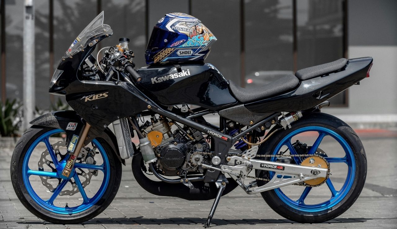 Why Japanese Motorcycle Culture Feels Unlike Anything Else