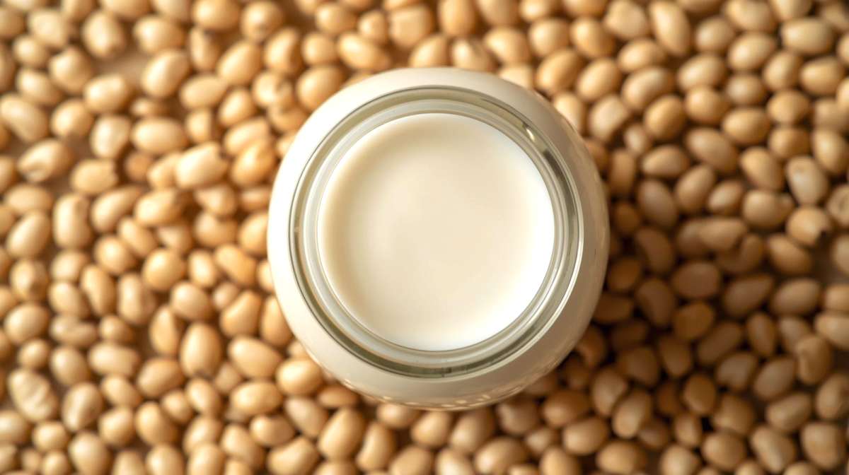 Welche pflanzliche Milch ist am gesündesten? Wir klären auf!