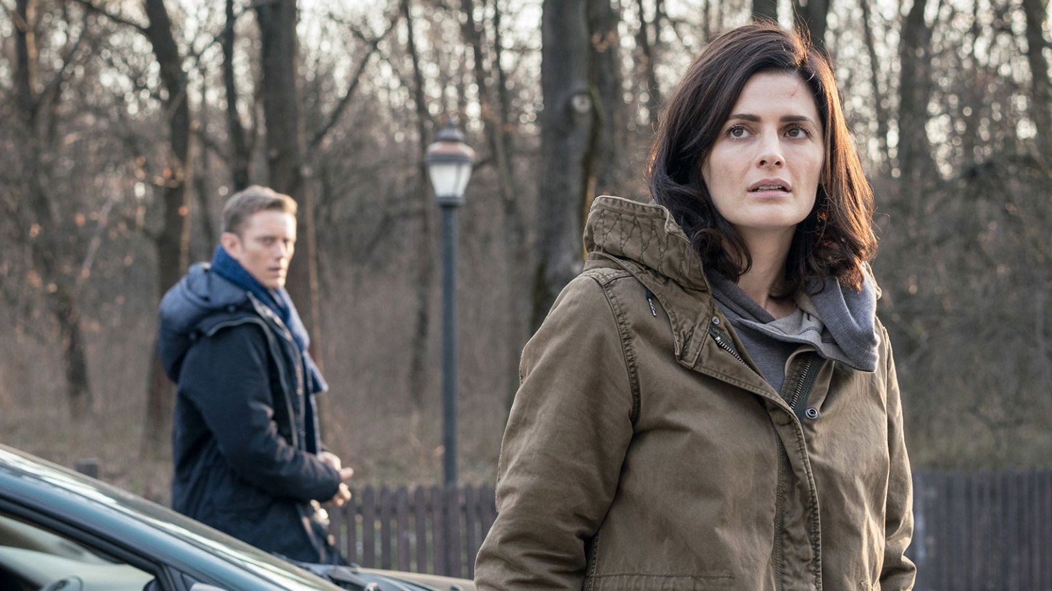 Mysterieuze misdaadserie schiet de Netflix top 10 binnen: 'Op het ...