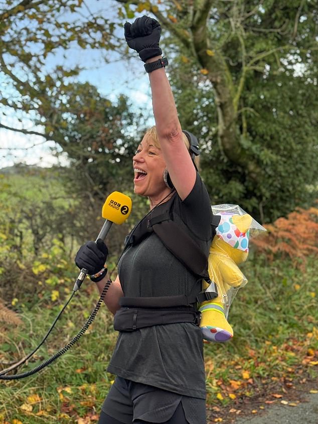 Sara Cox raises astonishing final total of over £10MILLION for Children ...