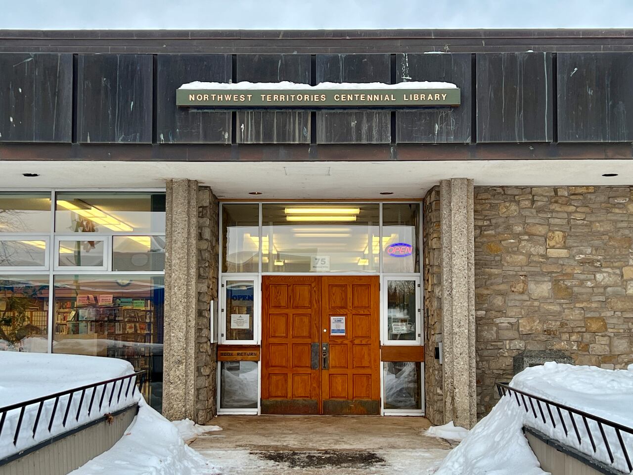 Library in Hay River, NWT to close next month; town looks to form new ...