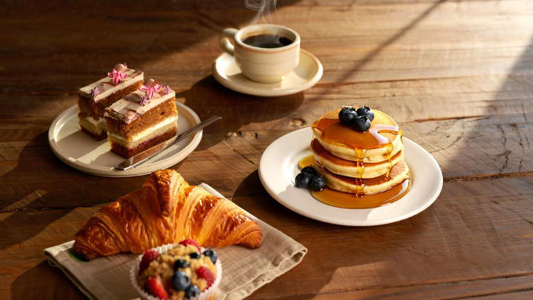 33 perfect breakfast cakes: the complete guide to a yummy, wholesome ...