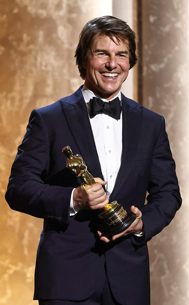 Tom Cruise Makes Rare Personal Comments While Accepting Honorary Oscar