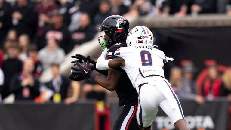 Evaluating Arizona QB Noah Fifita's Record Setting Performance Against ...