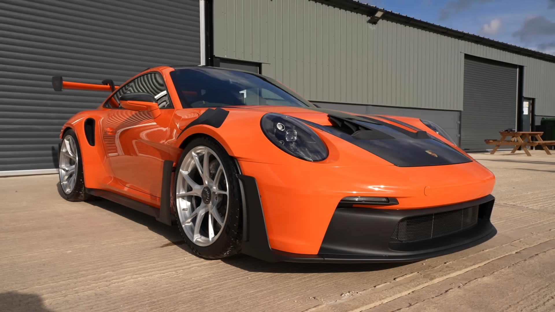 How we rebuilt a wrecked Porsche in just 24 hours