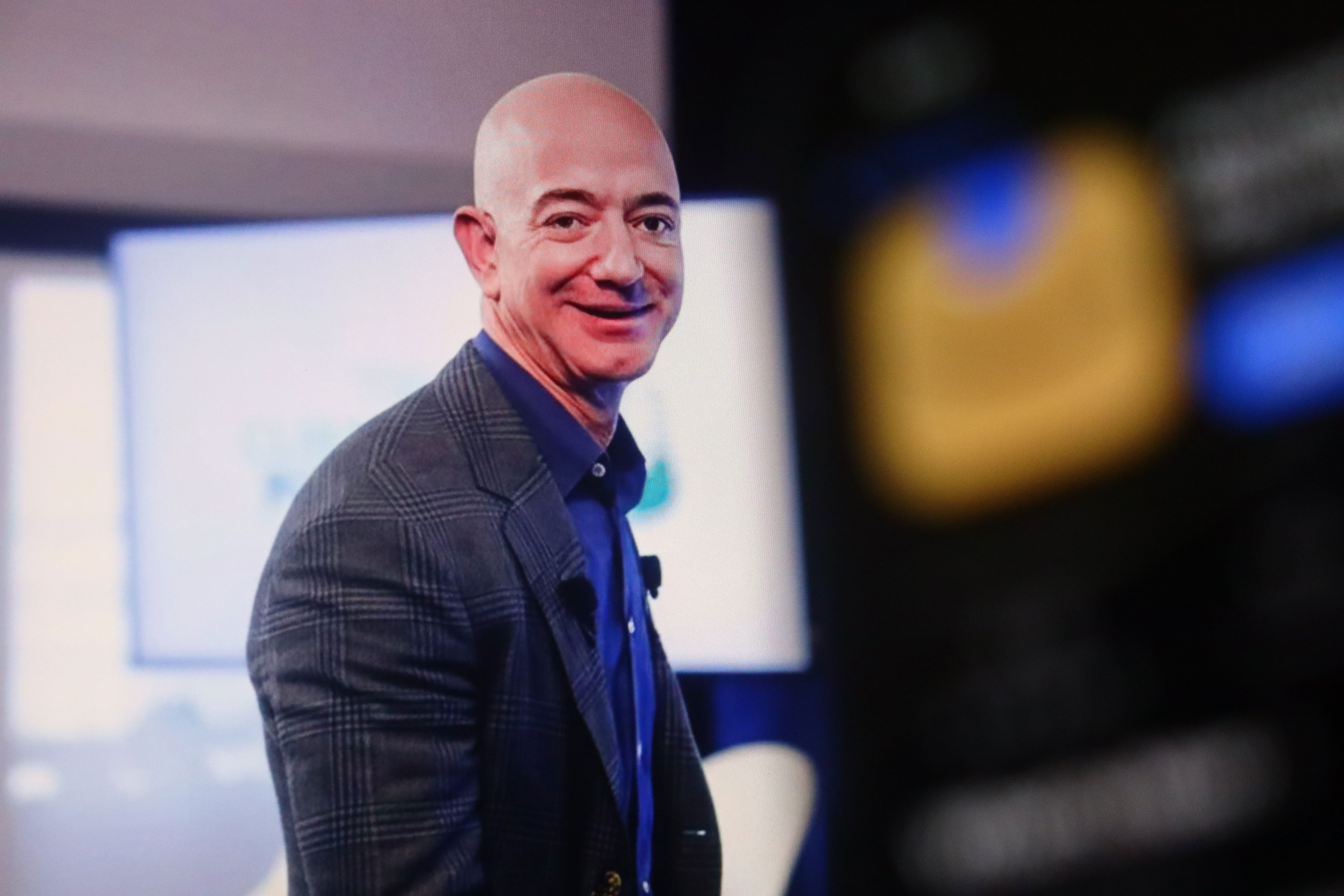 Jeff Bezos gives CEO another go at $6.2B AI startup Prometheus