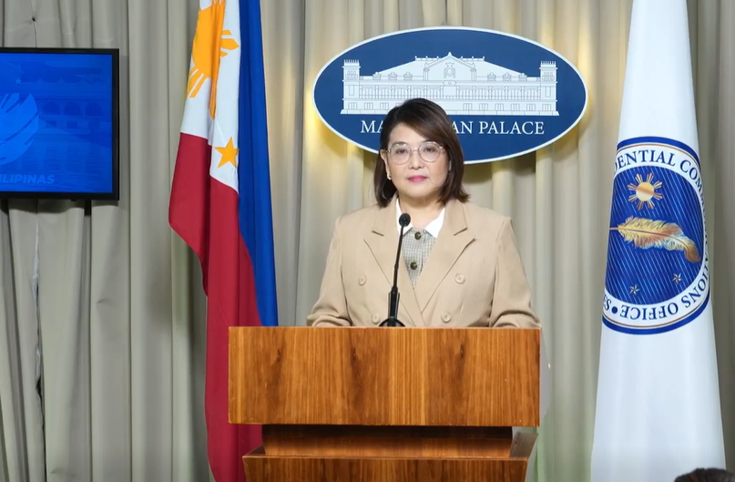 Palace advises gov’t officials tagged in anomalies: Quit out of delicadeza