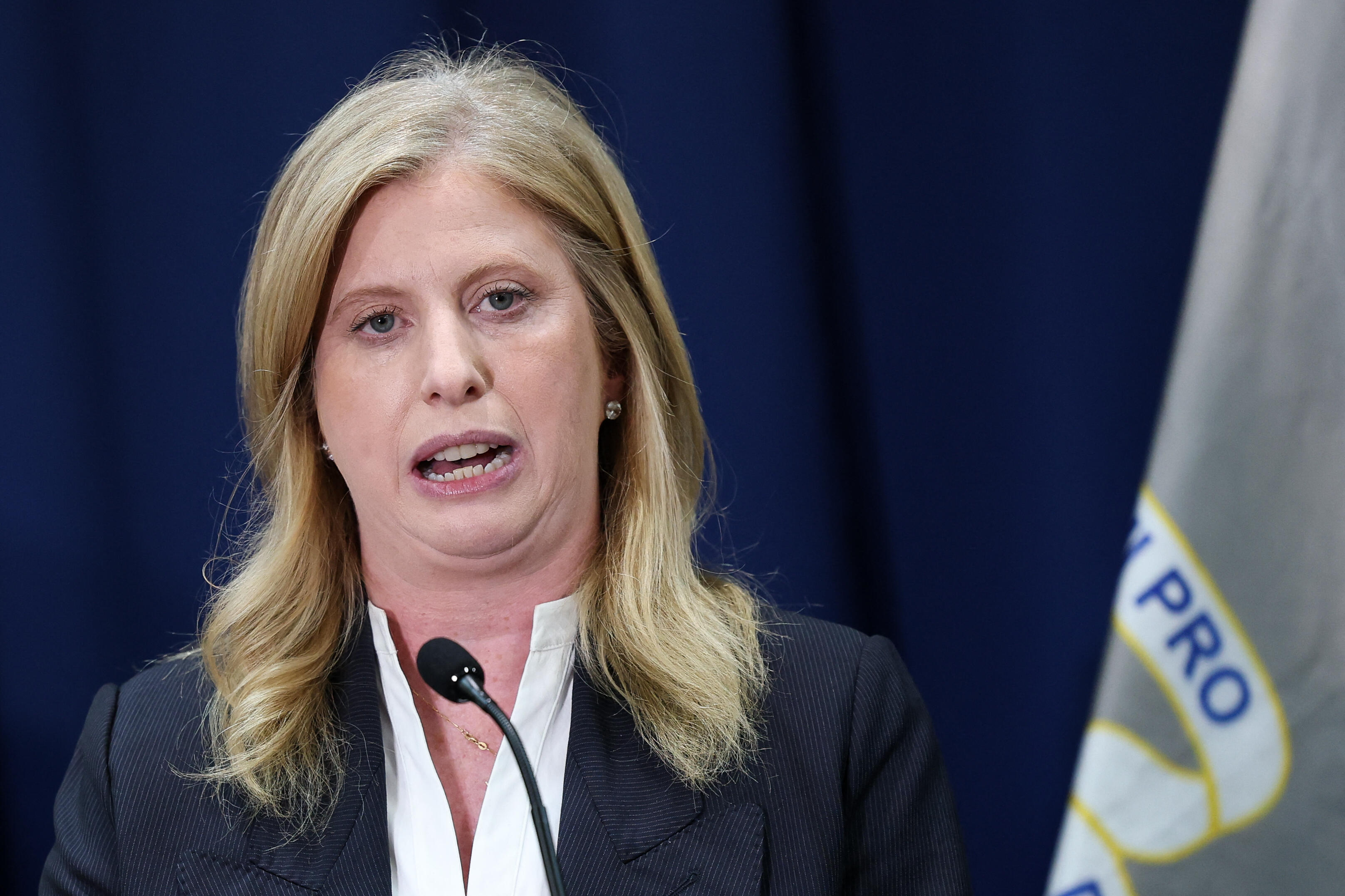 Mamdani Meets With NYPD Commissioner Tisch But Won't Discuss If She'll Stay