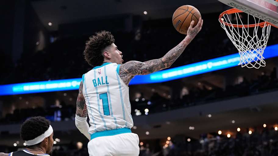 LaMelo Ball leads the Charlotte Hornets into Toronto to face the red ...