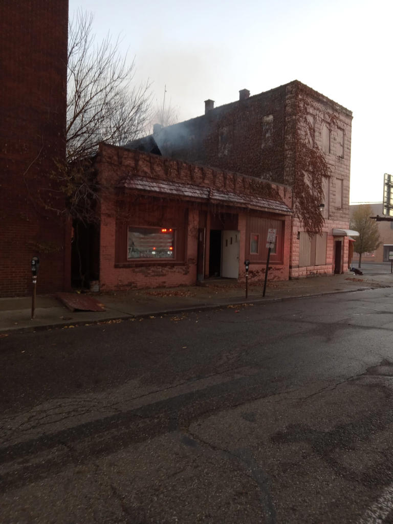 Former downtown Canton bar building to be razed after damaging fire