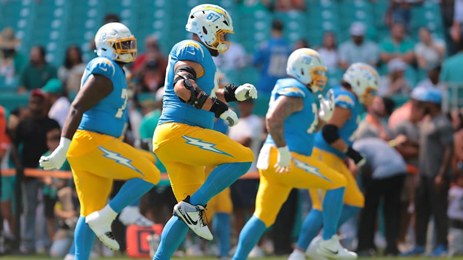 Chargers starter has worn out welcome with newest viral lowlight flop