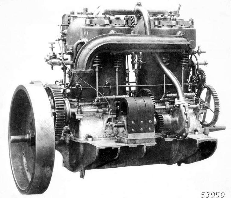 Mercedes 35 hp: la nascita dell’automobile moderna 125 anni fa