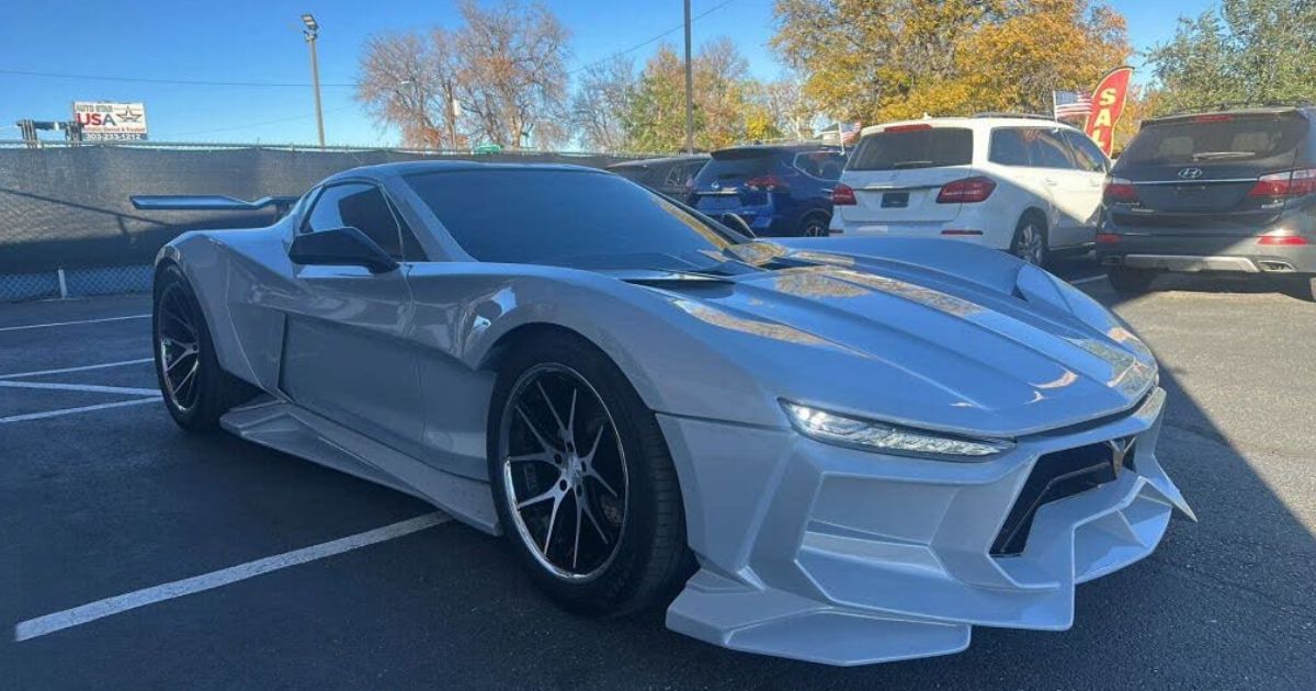 Il n'arrive pas à vendre sa Chevrolet Corvette C6 bodybuildée