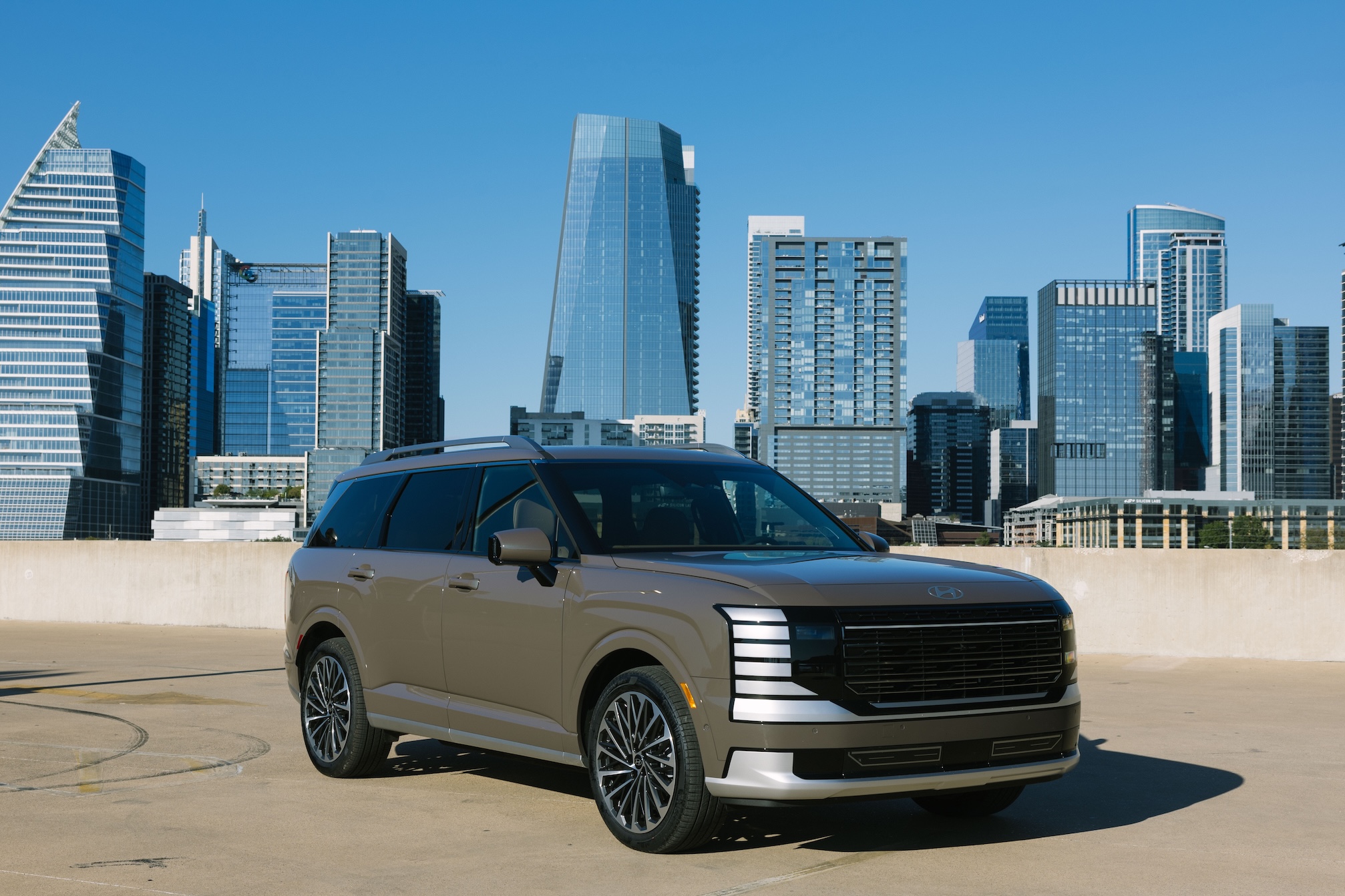 2026 Hyundai Palisade Hybrid Calligraphy AWD: Korean SUV Style!