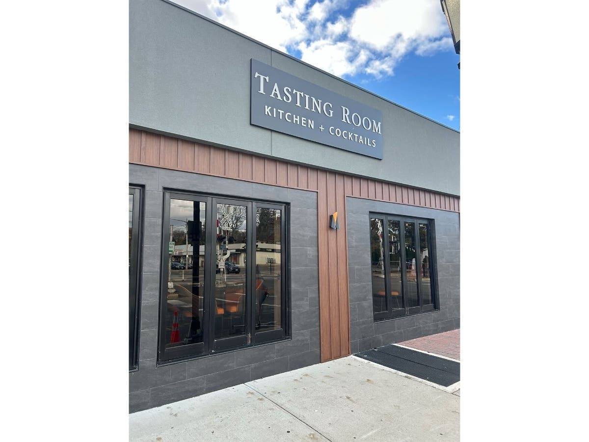 New Restaurant, The Tasting Room Kitchen + Cocktails, Opens On Main ...