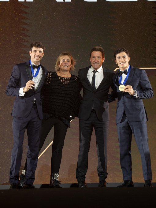 MotoGP Awards 2025 à Valence : Valentino Rossi hué et Marc Marquez ...
