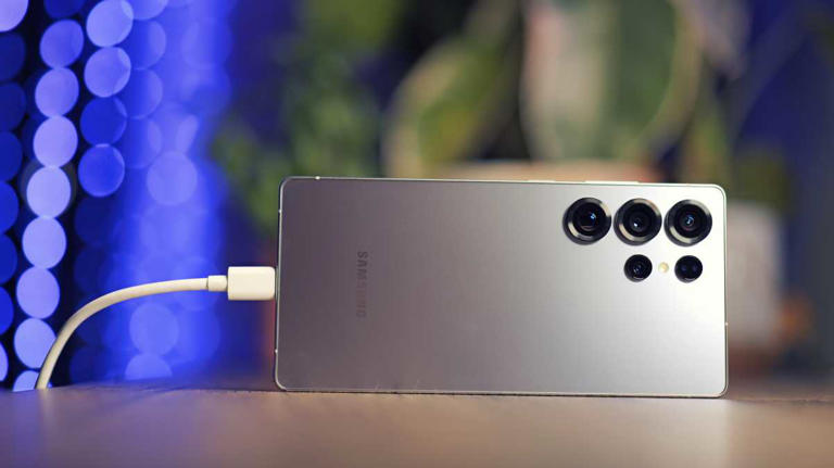 The OnePlus 15 is a wake-up call that Apple and Samsung should not ignore