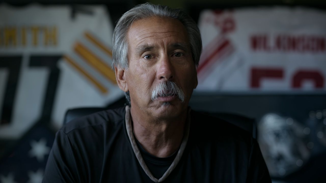 Former Players Mourn Last Chance U’s John Beam After His Death In ...