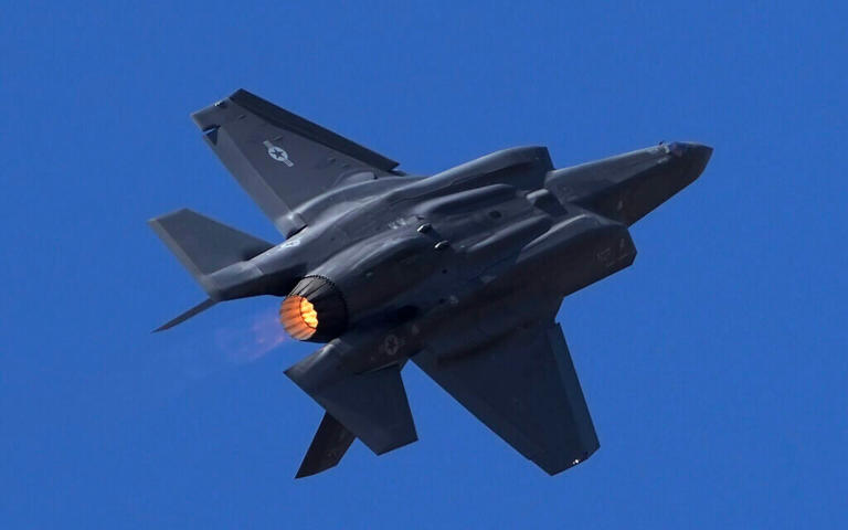 Trump says US 'very seriously' considering sale of F-35s to Turkey ...