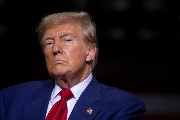 Bill Clinton Issued A Statement Responding To Trump's Jeffrey Epstein ...