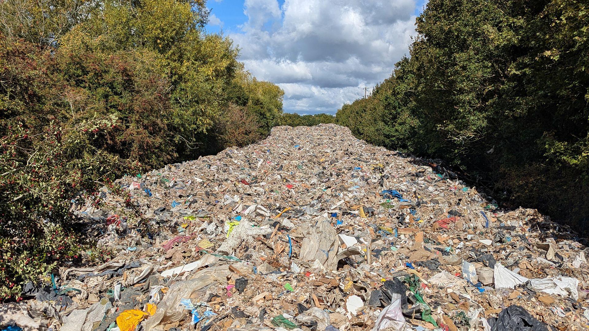River close to engulfing waste mountain, MP warns