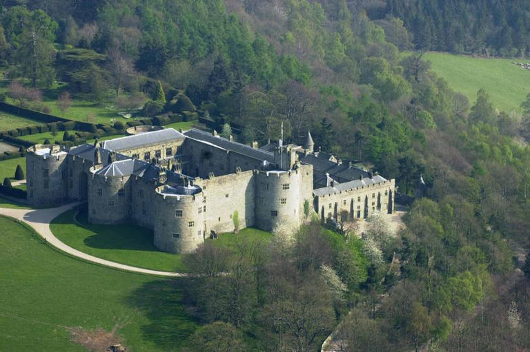 This 700-year-old castle comes alive at Christmas with decorations ...