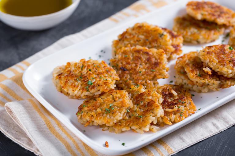 Rice medallions with bagna cauda