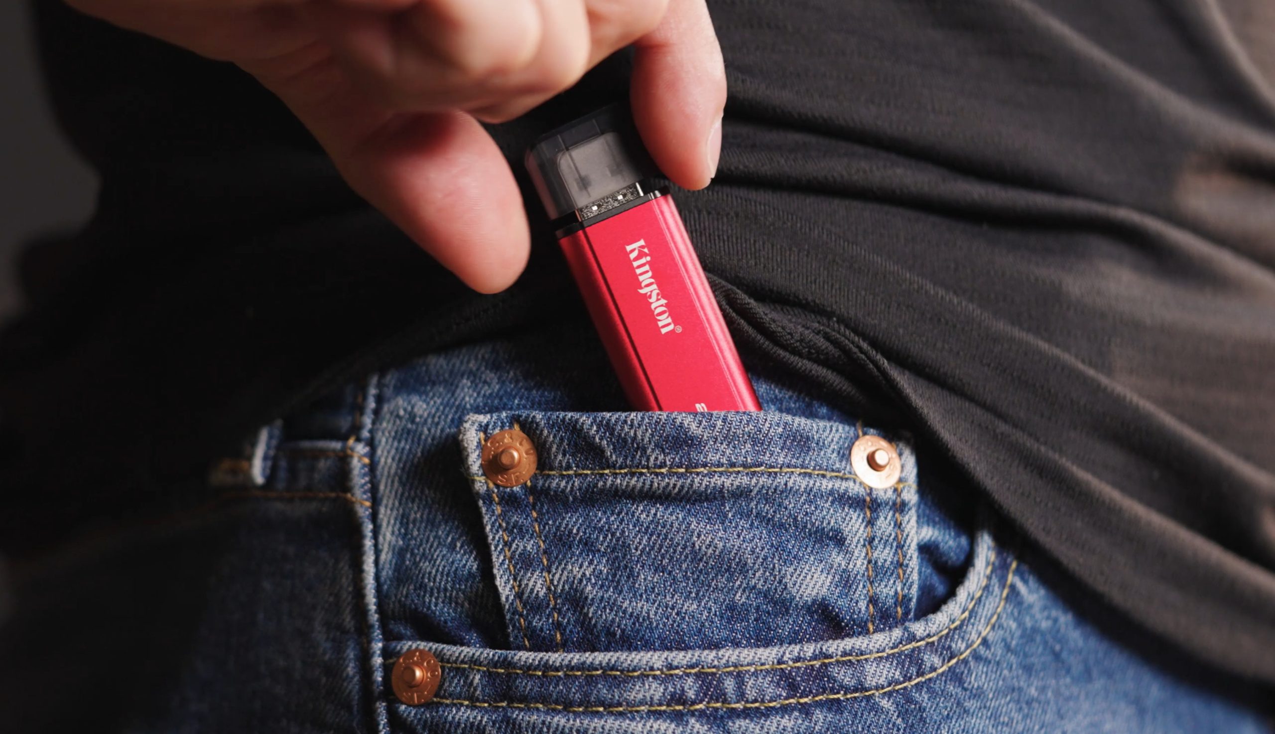 Kingston's new SSD is a thumb drive with dual USB connections