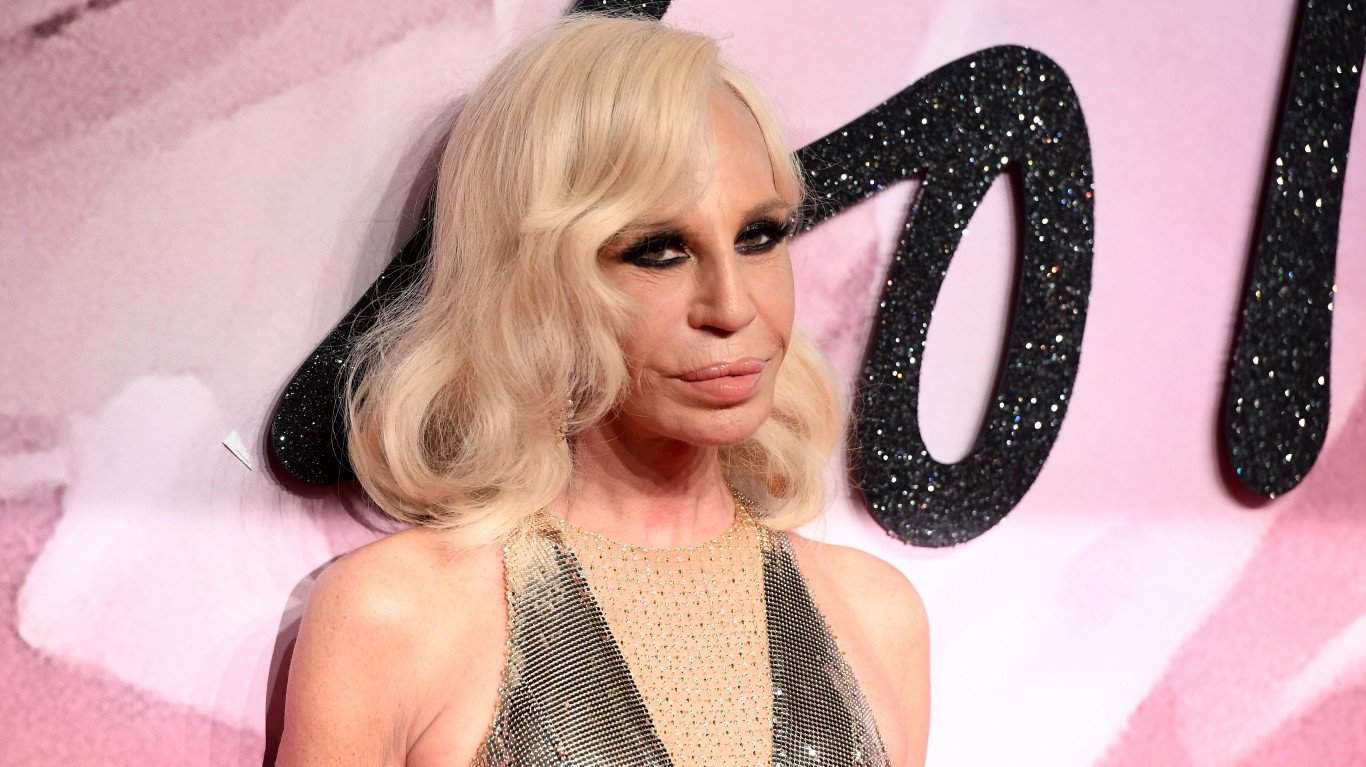 Fashion Fads That Big Names Couldn’t Stand