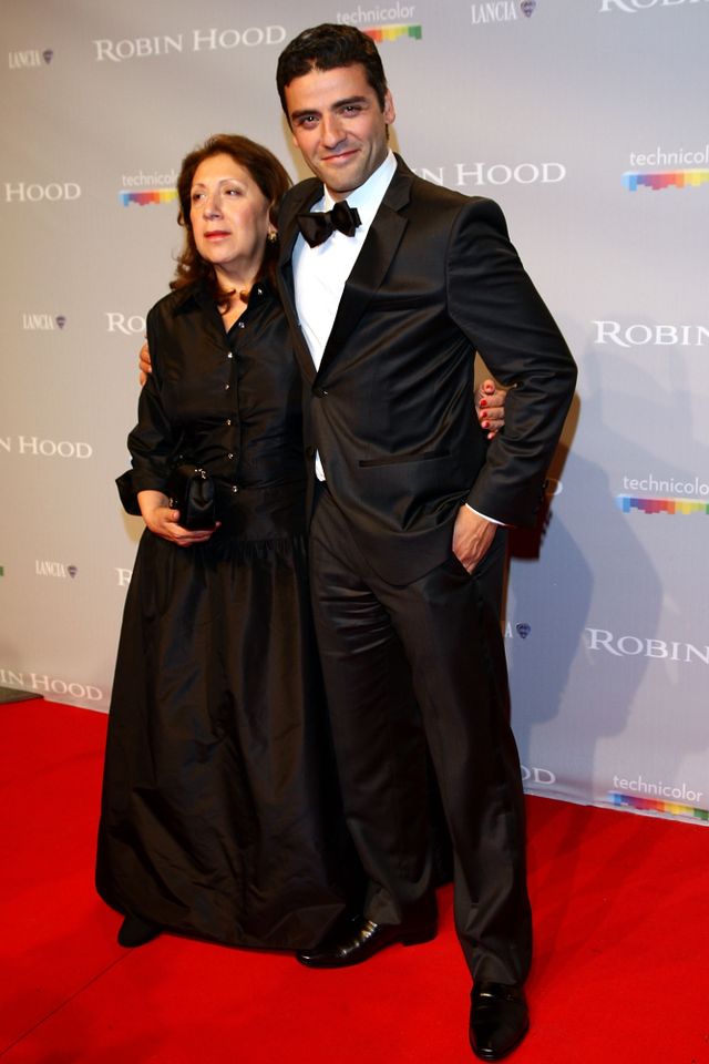 Oscar Isaac Reveals the Touching Words About Love His Mom Said Before ...