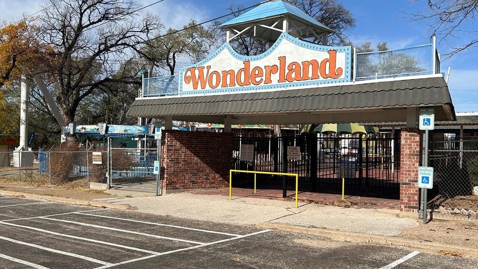 Wonderland Amusement Park, Amarillo icon since 1951, is officially up ...