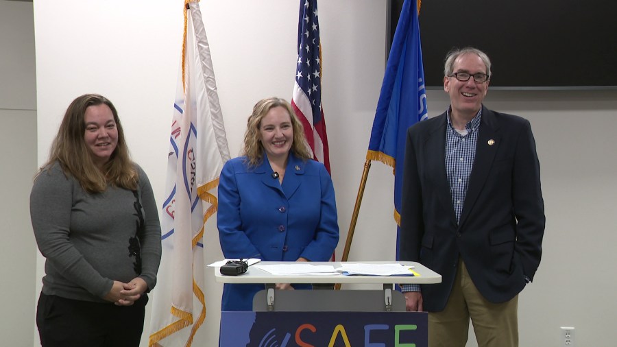 State Senators Kelda Roys, Jamie Wall introduce ‘SAFE Kids Act’ to ...