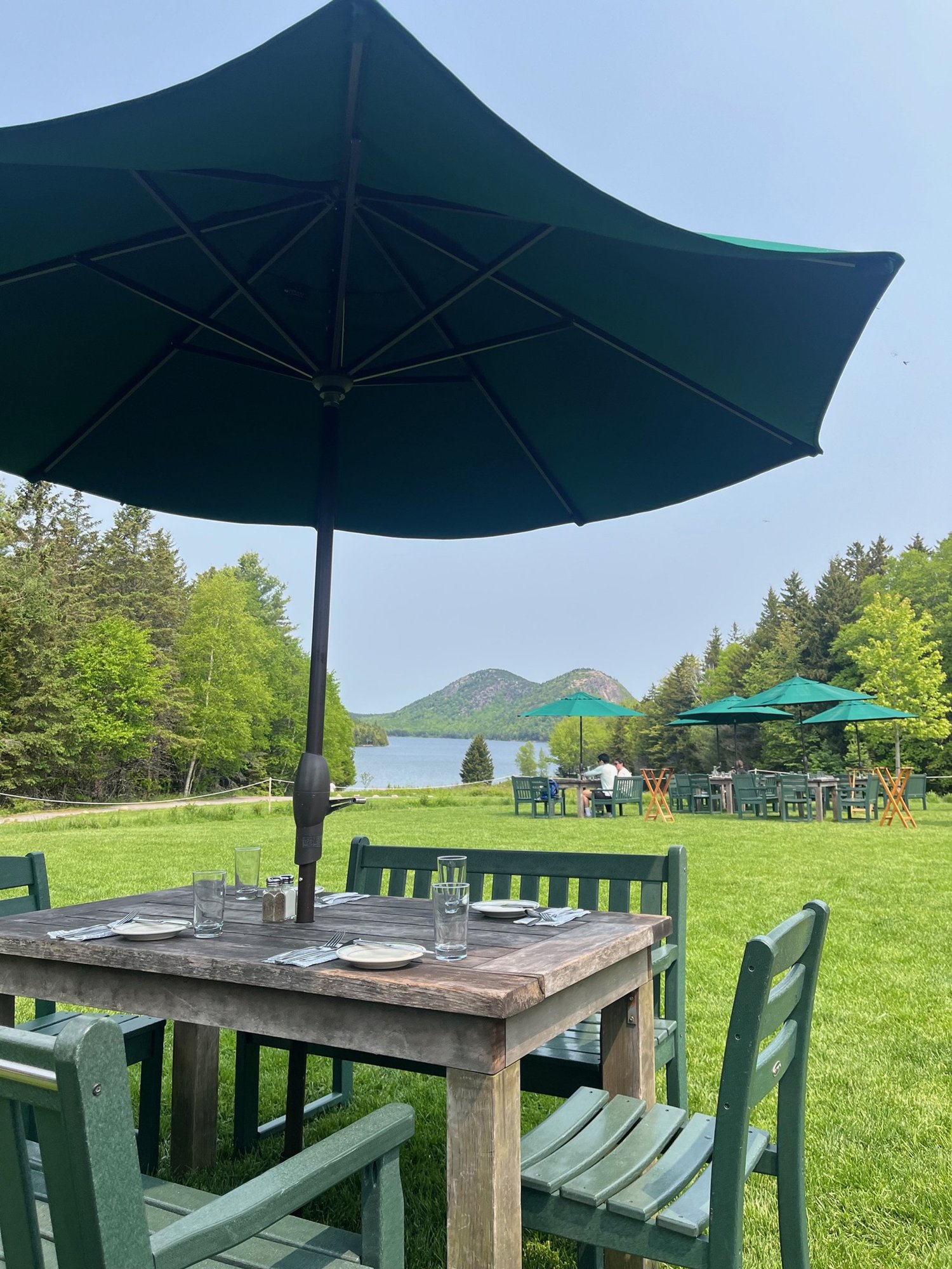 Eating at Jordan Pond in Acadia National Park: A Guide