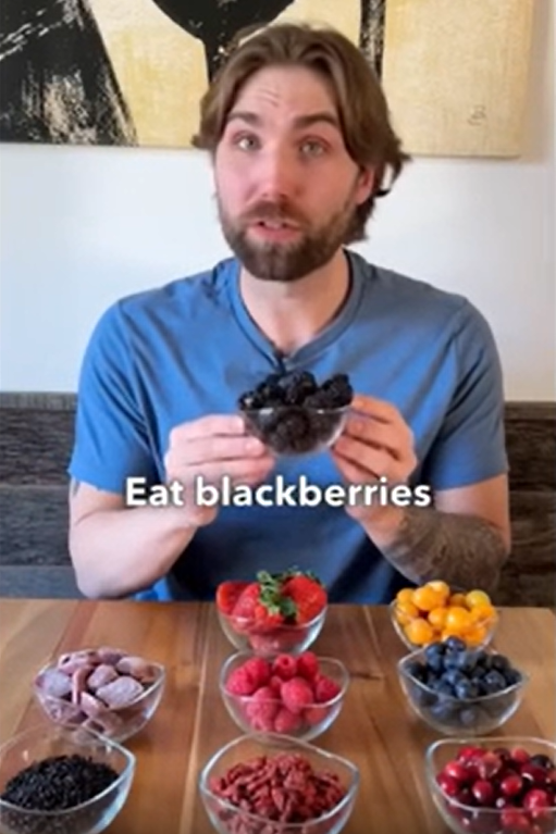 Berry Cheatsheet – Nutritional Benefits And Uses Explained