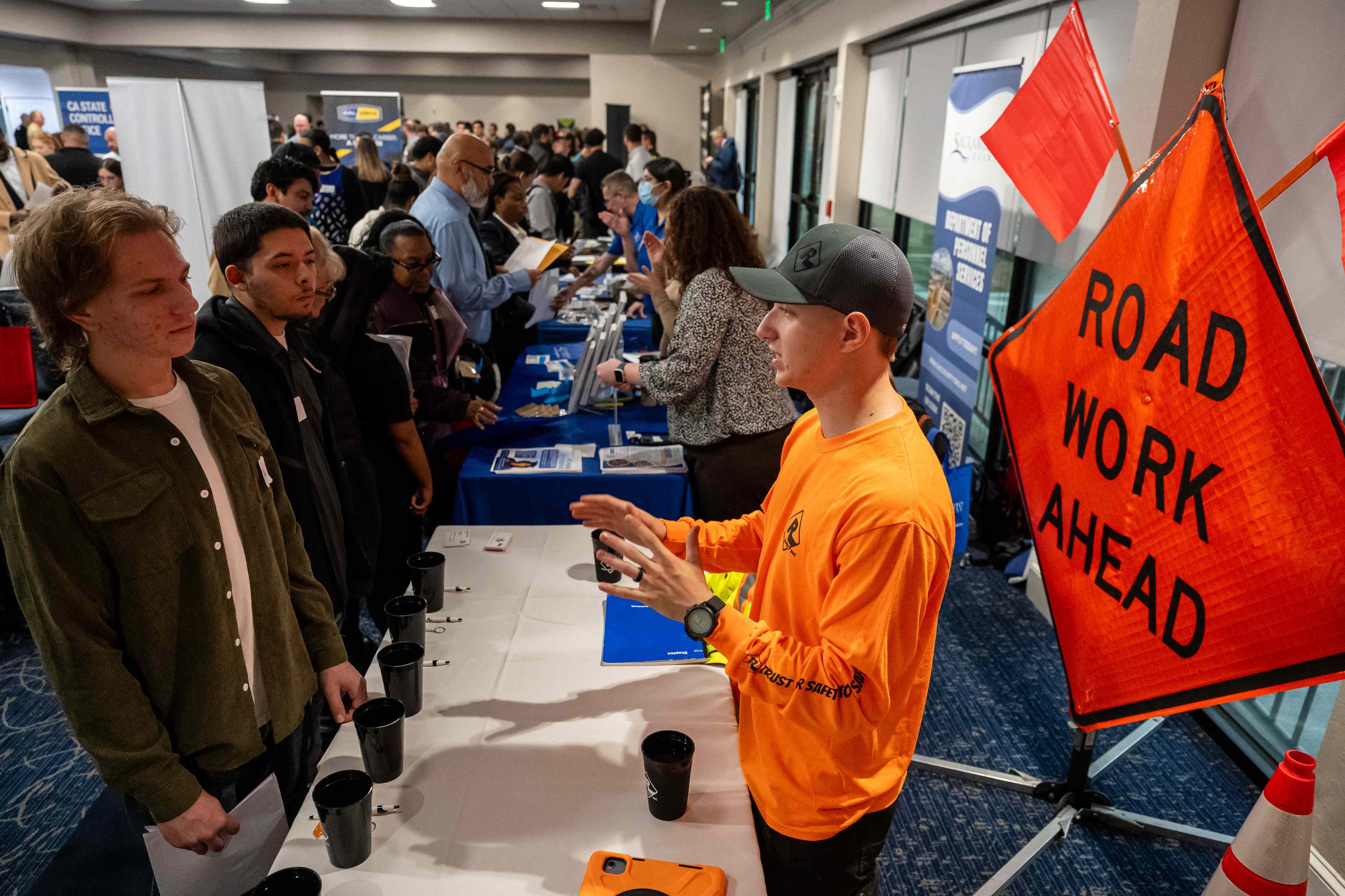 More Americans Found Work After a Sluggish Summer, Delayed Labor Report ...