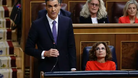 Abril marcará el inicio del mayor proceso de regularización migratoria ...