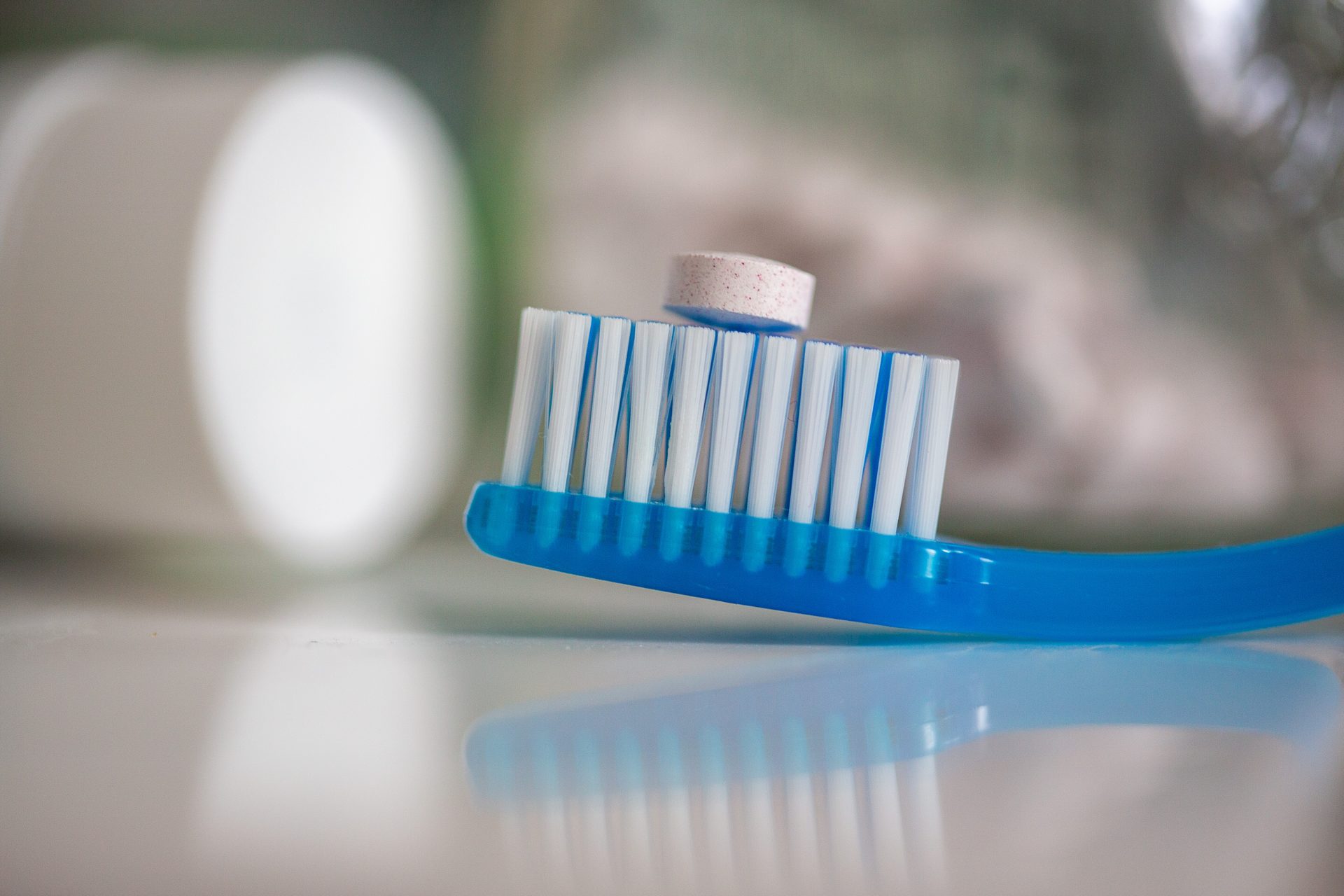 Science found a new answer for tooth health: hair