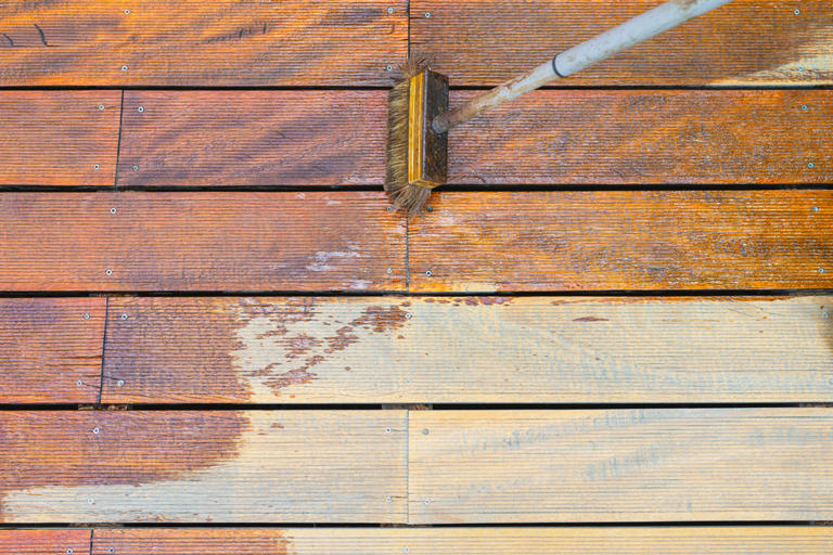 Key Steps for Staining a Wooden Deck