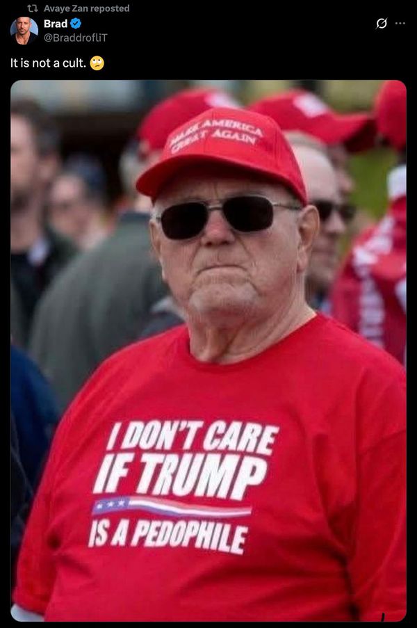 Why this fake photo of man wearing pro-Trump shirt spread online