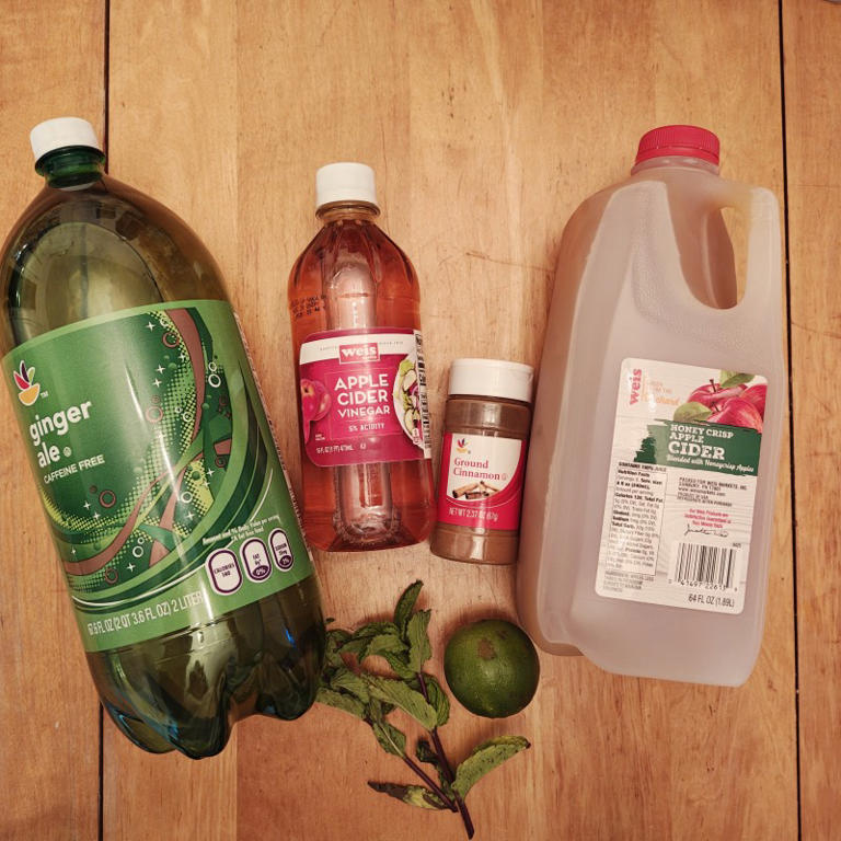 The Simple Way To Turn Ginger Ale Into a Fancy Fall Drink