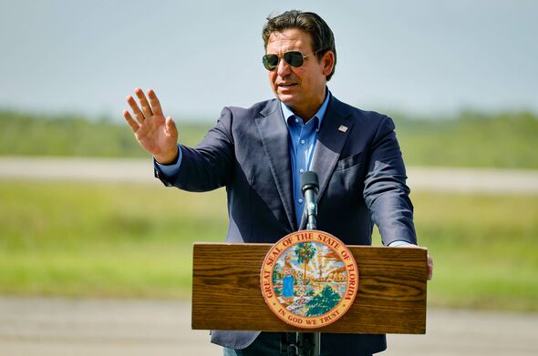 Ron DeSantis offers extended holiday weekends to Florida state workers ...